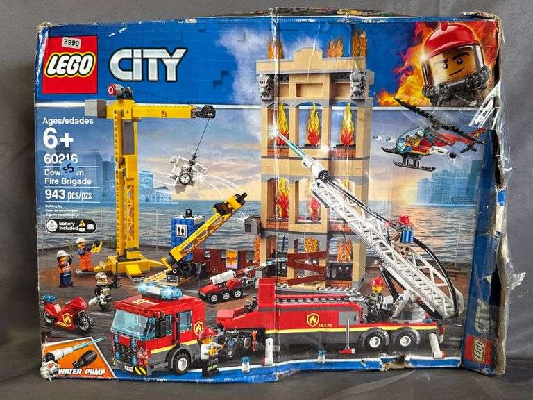 LEGO City Downtown Fire Brigade 60216, 943 Pieces, Box Damaged ...