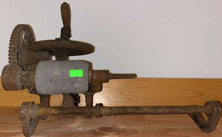 Manual Hand Crank Grinding Tool - Metzger Property Services, LLC