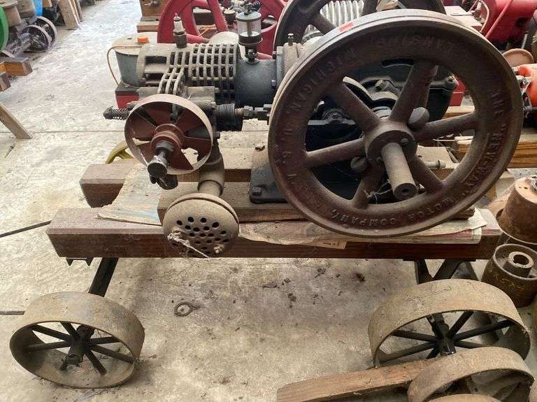 ‘New Way’ Gas Engine on Cart with Cast Iron Flywheels - Metzger ...