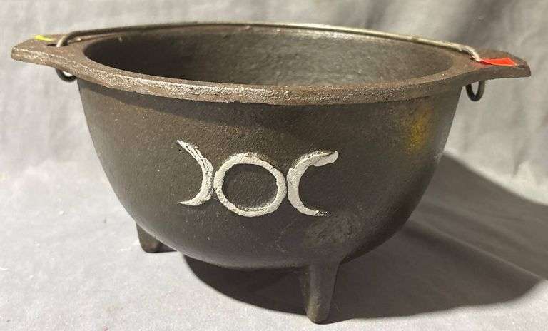 Cast Iron Tripod Cauldron with Triple Moon Symbol - Metzger Property ...
