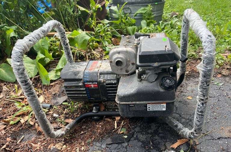 Homelite 2500-Watt 5HP Gas-Powered Generator - Metzger Property ...