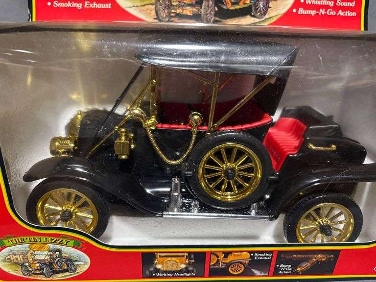 New Bright No. 438 Battery Operated Tin Lizzy Model T Toy Car - Metzger ...