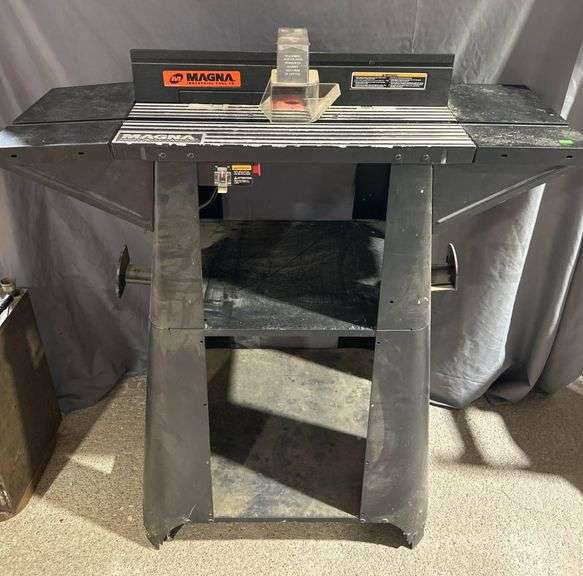 Magna Industrial Tool Co. Router Table with Power Cord - Metzger ...