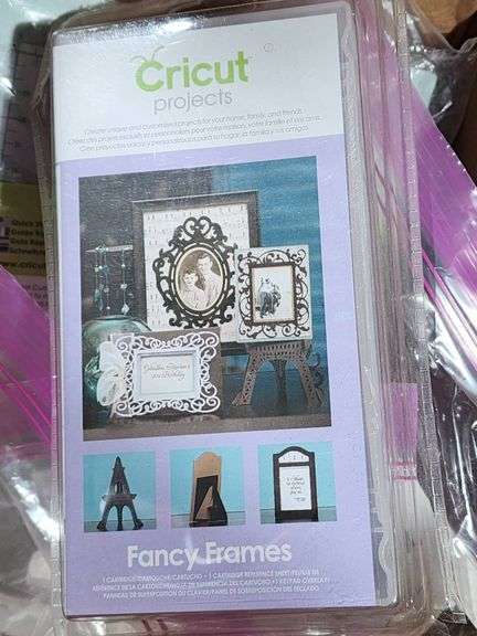 Cricut Personal Electronic Cutter with Accessories - Metzger Property ...