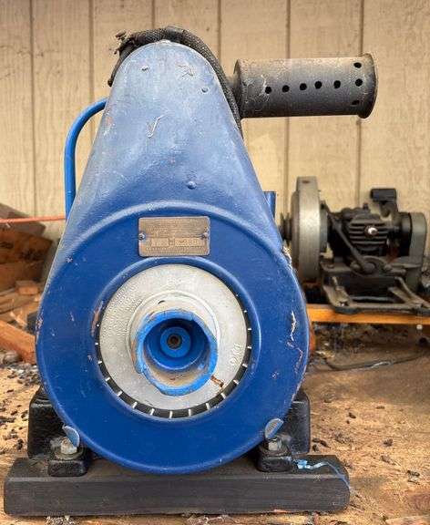 Briggs and Stratton Model FH Gas Engine - Metzger Property Services, LLC