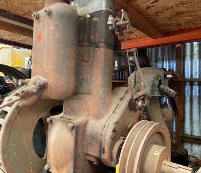 Piersen Motor 5 HP Engine by Cushman with Sattley Montgomery Ward Co ...