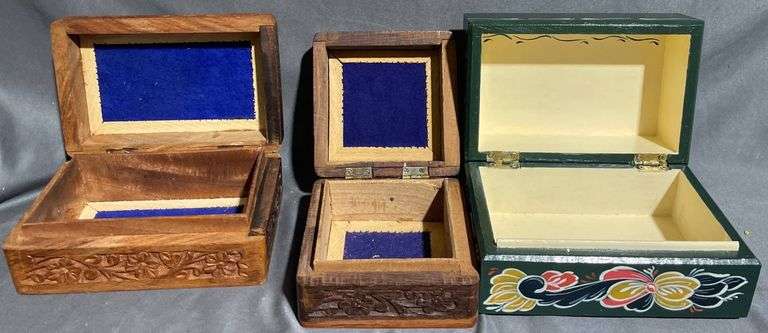 Hanes Suede Moccasins, Handcrafted Boxes, and Accessories - Metzger ...