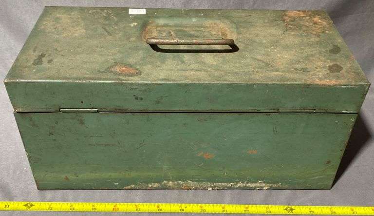 Green Metal Kennedy Kits Tool Box with Compartments - Metzger Property ...
