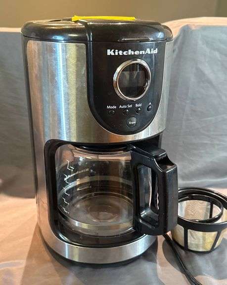 KitchenAid 12-Cup Coffee Maker with Accessories - Metzger Property ...