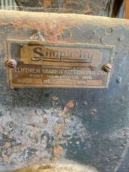 Simplicity Hit-and-Miss Engine by Turner Manufacturing Co. - Metzger ...