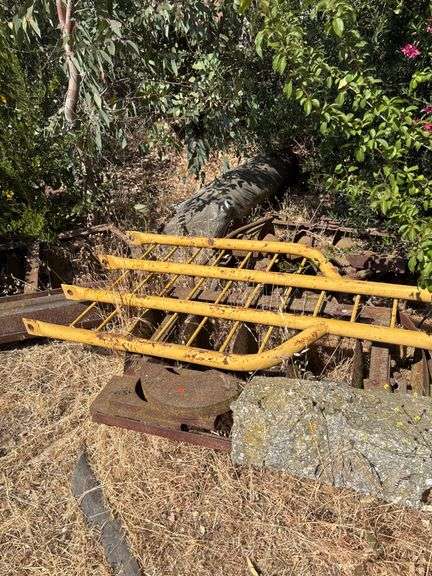 Farming Equipment Harrow with Discs and Metal Frame - Metzger Property ...