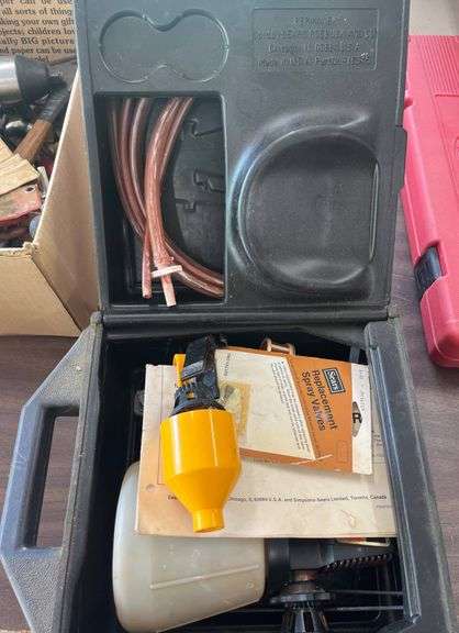 Sears Craftsman Airless Paint Sprayer with Carry Case and Manual ...