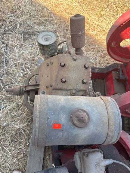 Early-Model Stationary Engine with Flywheel and Carburetor - Metzger ...