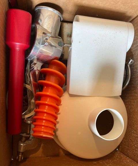 Victorio No. 200 Food Strainer with Accessories - Metzger Property ...