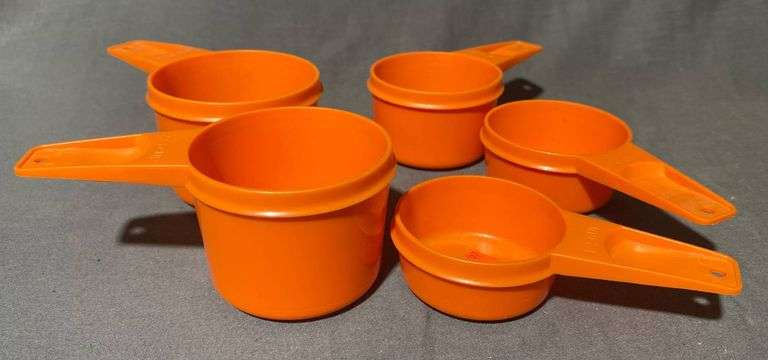 Tupperware Orange Measuring Cups with Raised Markings, Five Pieces ...