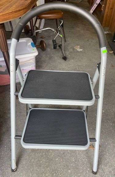 Two-Step Folding Ladder with Non-Slip Rubber Steps - Metzger Property ...