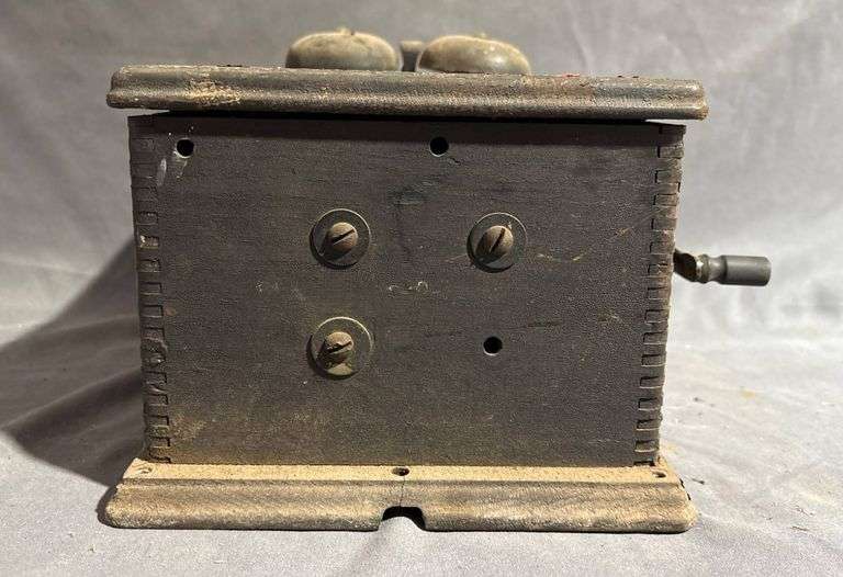 Crank-Operated Mechanical Bell Box with Metal Components - Metzger ...