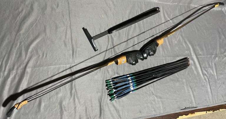 Bow with Carved Chief Grip, Quiver, and Arrows, 5-Foot - Metzger ...