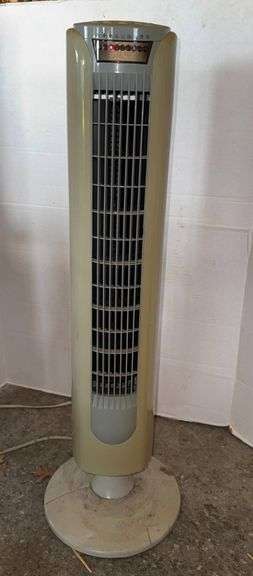 Aloha Breeze 33-Inch Tower Fan with Control Panel - Metzger Property ...