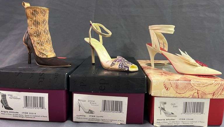 Three Miniature Collectible Shoe Figurines by Just The Right Shoe ...
