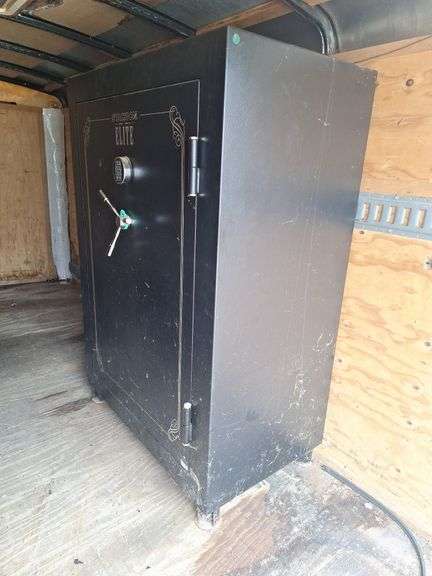 Stack-on elite Gun safe - has combination 43x63x26 - Metzger Property ...