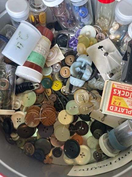 Buttons and Accessories in Circular Tin Container - Metzger Property ...