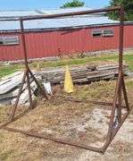 Pipe Metal Freestanding Frame with Reinforced Supports - Metzger ...