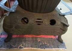 1896 Cast Iron Parlor Stove by Chicago Stove & Range Co. 51″ - Metzger ...