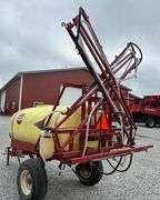 Hardi TR500 500 gallon sprayer, 45’ booms, 20” nozzle spacing, hyd ...