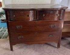 Four-Drawer Chest with Curved Drawer Fronts and Brass Hardware 42x22x34 ...