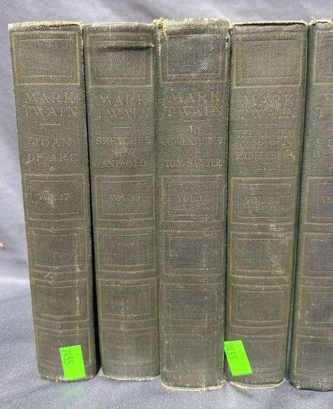 17 Mark Twain Books with Matching Covers, 5” x 7.5” - Metzger Property ...