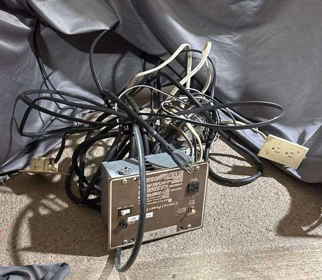Central Power Pack with Power Cables and Outlet Components - Metzger ...