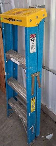 Werner Blue Step Ladder with Yellow Top, 4ft - Metzger Property ...