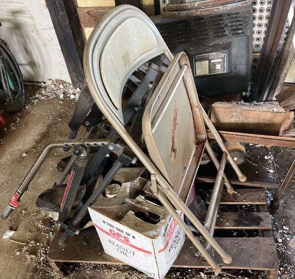 Metal Folding Chairs and Exercise Equipment - Metzger Property Services ...