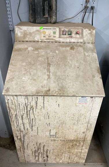 Miller Top Load Gyro Mixer by Fluid Management - Metzger Property ...