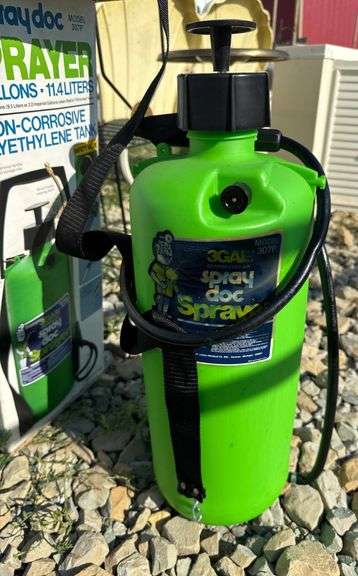 Spray Doc Model 307P 3-Gallon Sprayer with Polyethylene Tank - Metzger ...