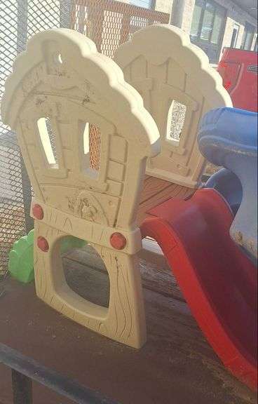 Children’s Plastic Slide and Play Structure - PICK UP AT ALTERNATE ...
