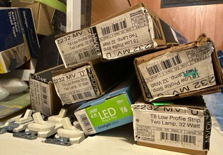 T12 Low Profile Strip Light Fixtures and LED Lamps, 48-Inch - Metzger ...