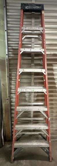 Werner Fiberglass Step Ladder with Aluminum Steps, 8 ft - Metzger ...