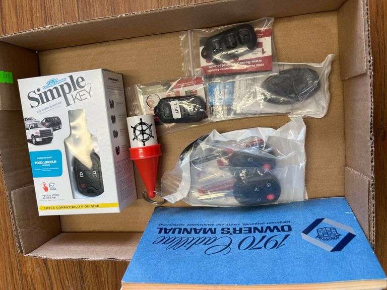 Automotive Manuals with Key Fobs and Key Programming Kit - Metzger ...