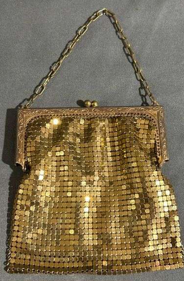 Whiting & Davis Co. Gold Mesh Flapper Purse with Chain Handle 4”x3.5 ...