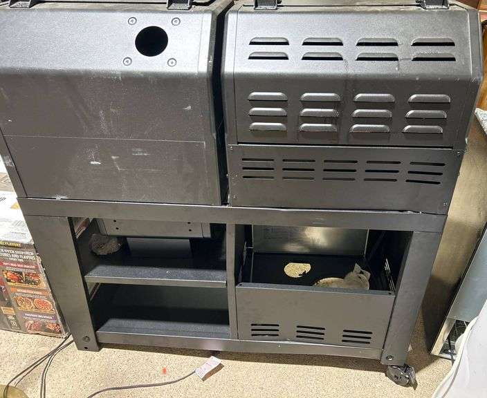 Nexgrill Oakford 1150 Pro Combo Series Gas and Charcoal Grill 44”x23”x ...