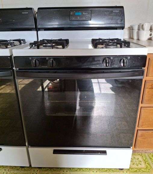 Whirlpool Freestanding Gas Range with 4 Burners and 30″ Oven - Metzger ...