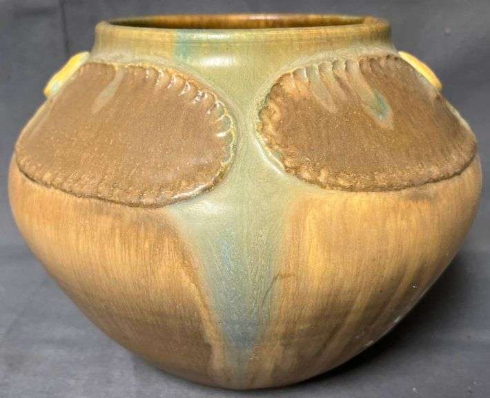Scott Draves Pottery Vase with Crystalline Glaze and Applied Leaf ...