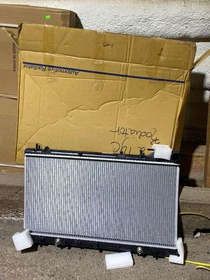 Automotive Radiator with Protective Packaging, 28” x 19” - Metzger ...