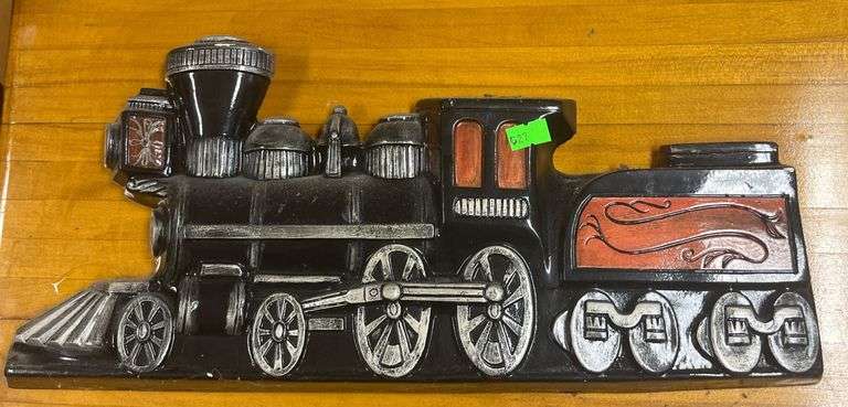 Cast Resin Locomotive Wall Plaque with Painted Details - Metzger ...