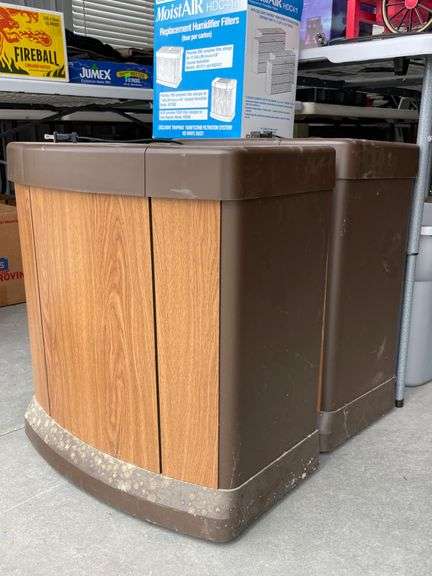 MoistAIR HDC411 Console Humidifiers with Replacement Filters - Metzger ...