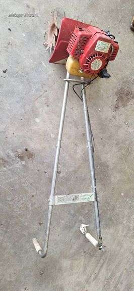 Mantis Gas-Powered Cultivator with Red Engine Housing - Metzger ...