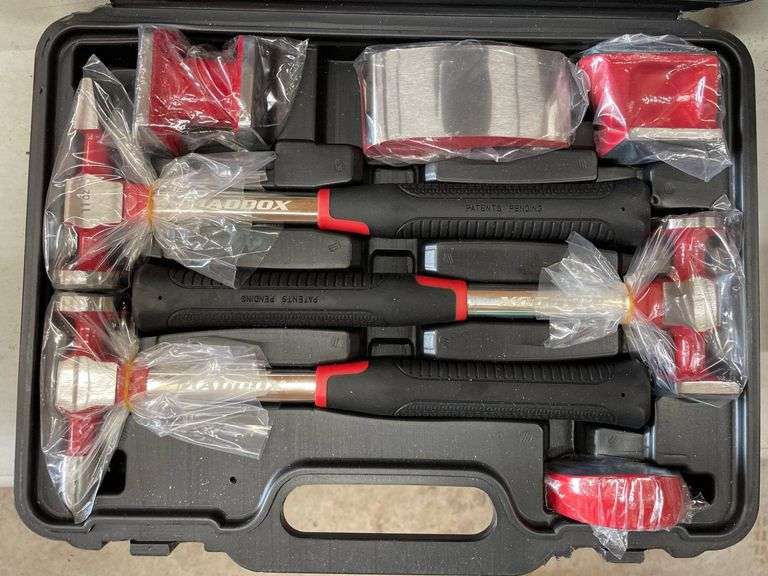 Maddox MB7-1 Body and Fender Repair Tool Kit in Case - Metzger Property ...