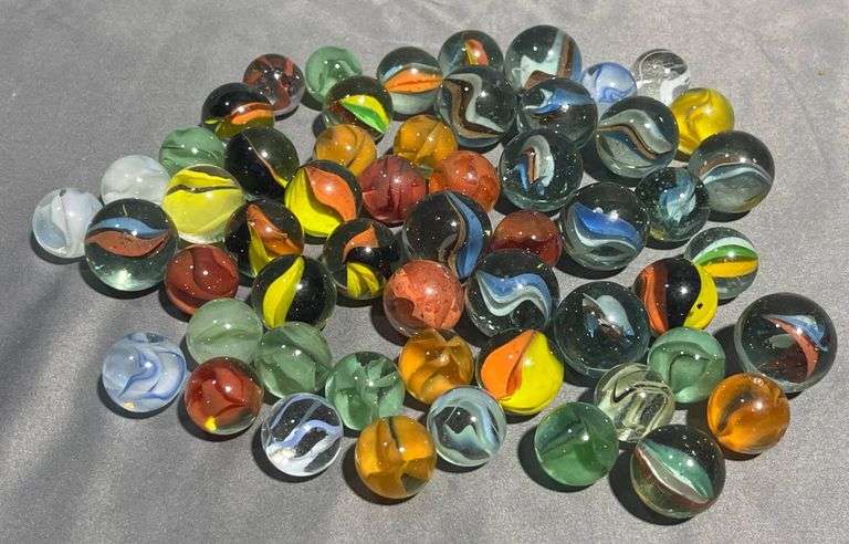 55 Glass Marbles with Multicolored Swirl Designs - Metzger Property ...